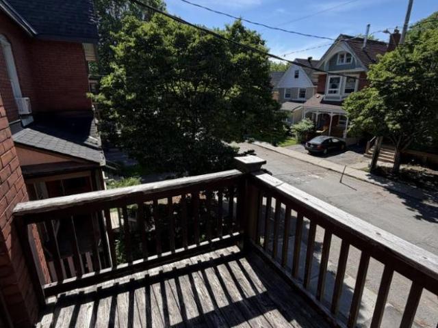 1 Br, 1 bath, Condo 490 Gilmour Street