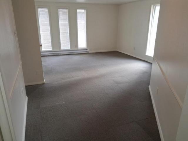 1 Br, 1 bath, Condo 4944 Old Maysville Rd