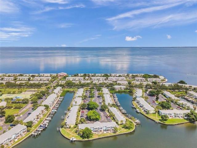 1 Br, 1 bath, Condo 4945 Coquina Key Drive Southeast