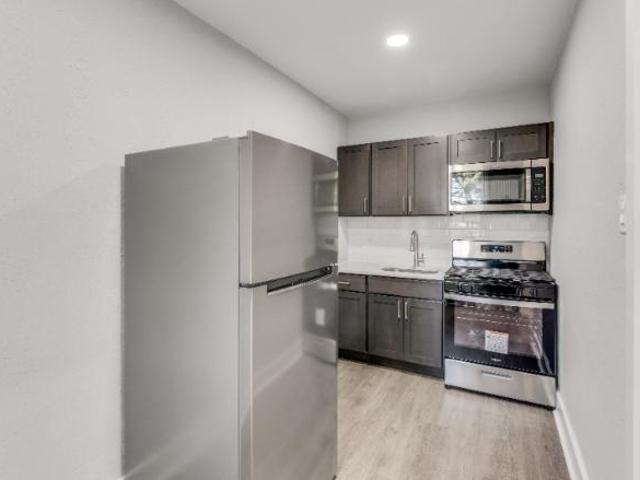 1 Br, 1 bath, Condo 49 E Cliveden St