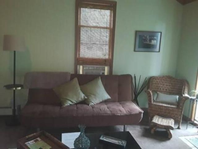 1 Br, 1 bath, Condo 49 Evergreen Ave