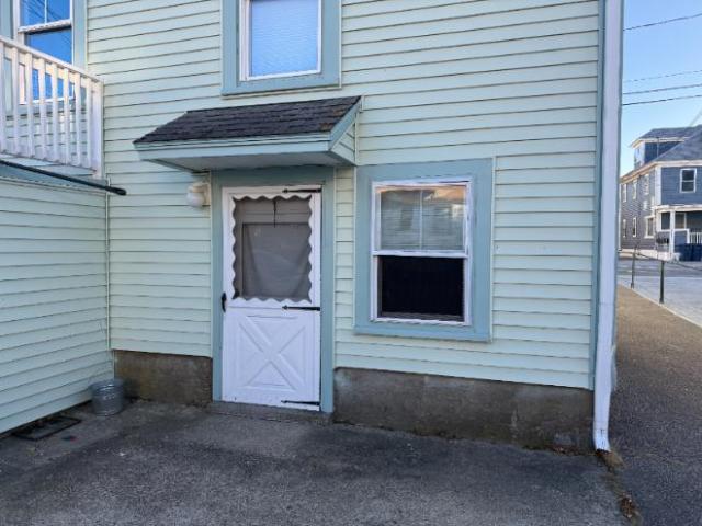 1 Br, 1 bath, Condo 4 L Street