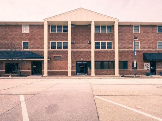 1 Br, 1 bath, Condo 4 Walker Ave