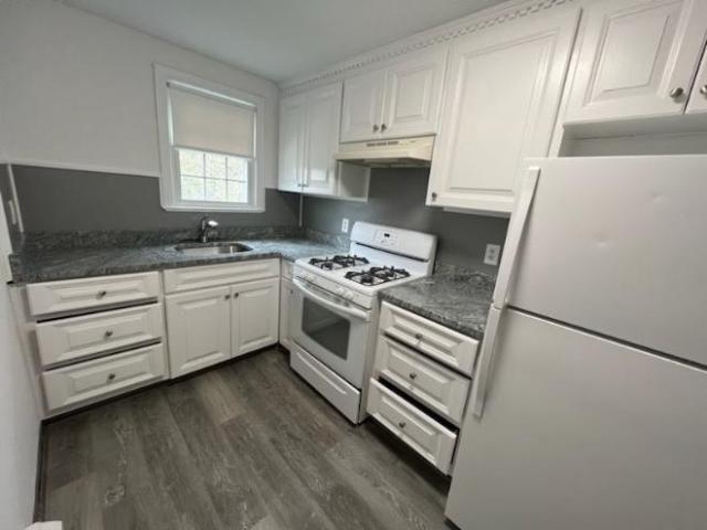 1 Br, 1 bath, Condo 53 Main St