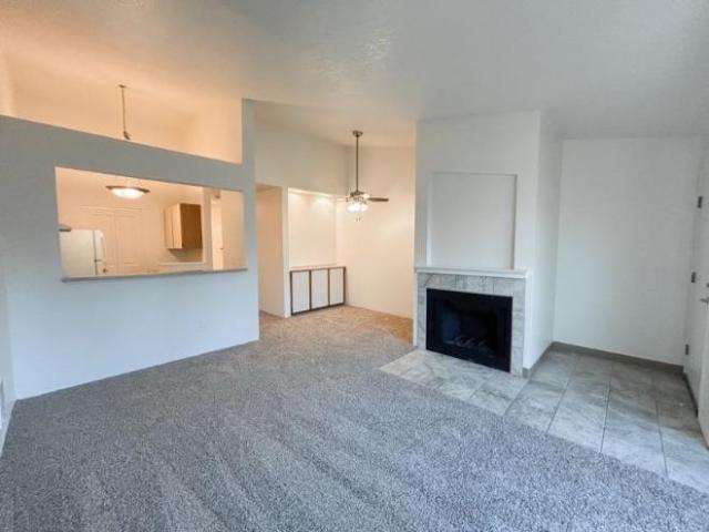1 Br, 1 bath, Condo 5005 SW Murray Blvd