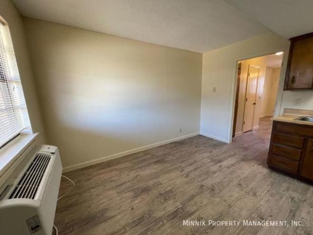 1 Br, 1 bath, Condo 500 4th Ave