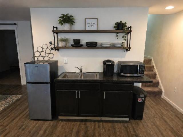 1 Br, 1 bath, Condo 5037 Kennel Ln