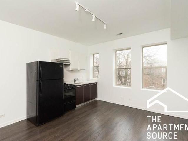 1 Br, 1 bath, Condo 5054 North Winthrop Ave