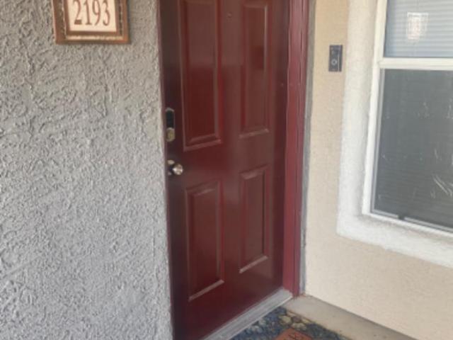 1 Br, 1 bath, Condo 5055 W Hacienda Ave