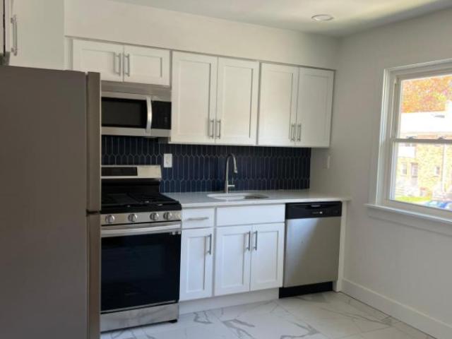 1 Br, 1 bath, Condo 505 Adams Lane