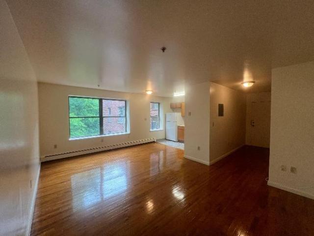 1 Br, 1 bath, Condo 505 Elizabeth Ave