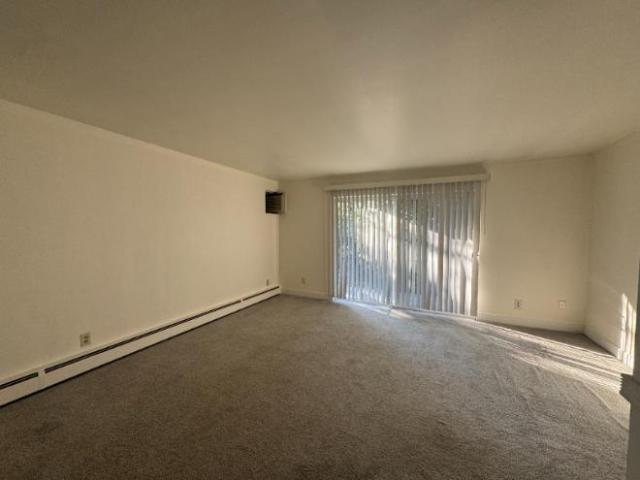 1 Br, 1 bath, Condo 505 Sandheger Pl