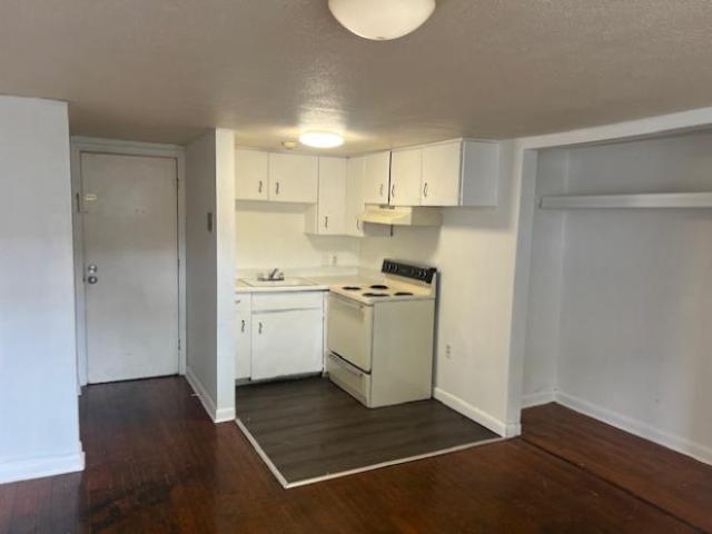 1 Br, 1 bath, Condo 50 E Main St