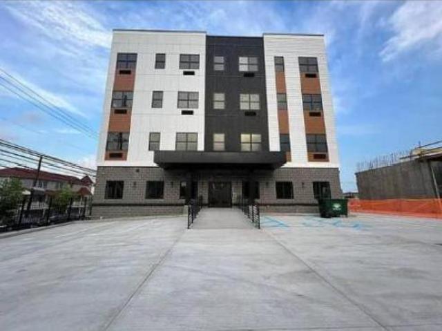 1 Br, 1 bath, Condo 50 Norfolk Street