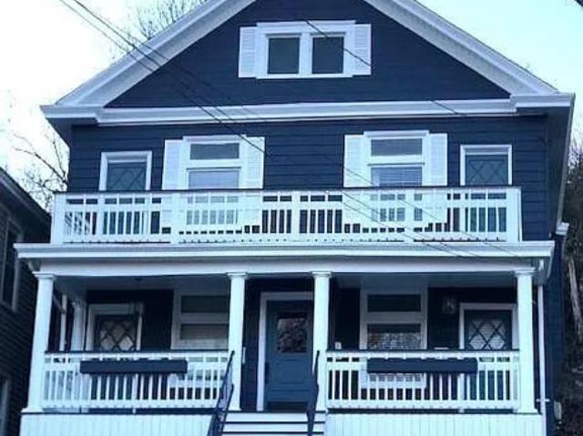 1 Br, 1 bath, Condo 511 Delta Ave