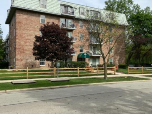1 Br, 1 bath, Condo 5125 Blodgett