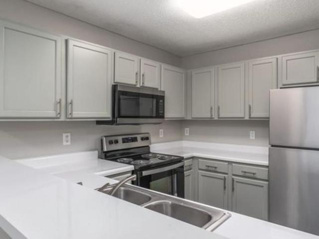1 Br, 1 bath, Condo 514 Coapman St