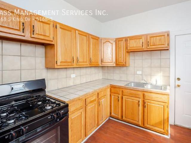 1 Br, 1 bath, Condo 5168 S King Dr