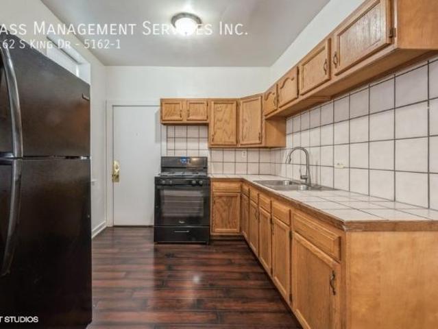 1 Br, 1 bath, Condo 5162 S King Dr