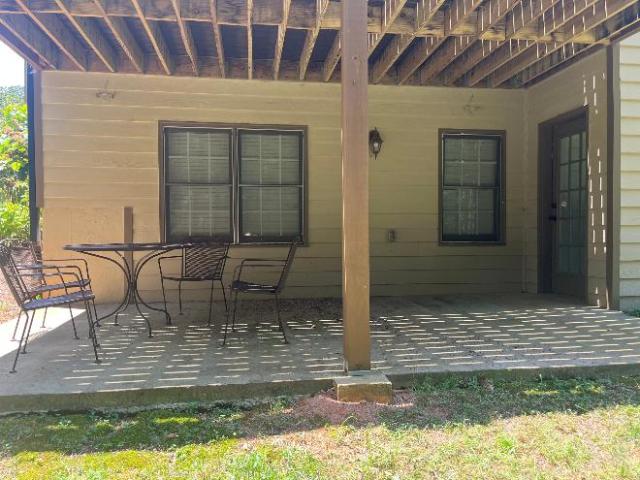 1 Br, 1 bath, Condo 5182 Glenstone Court