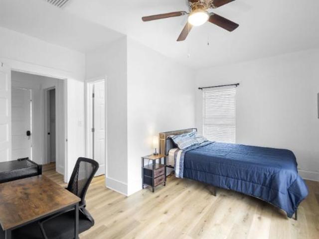 1 Br, 1 bath, Condo 518 N Ohio Ave