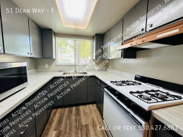 1 Br, 1 bath, Condo 51 Dean Way