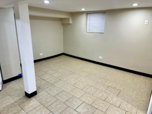 1 Br, 1 bath, Condo 5204 N Ludlam