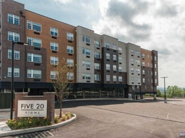 1 Br, 1 bath, Condo 520 Cliff Street