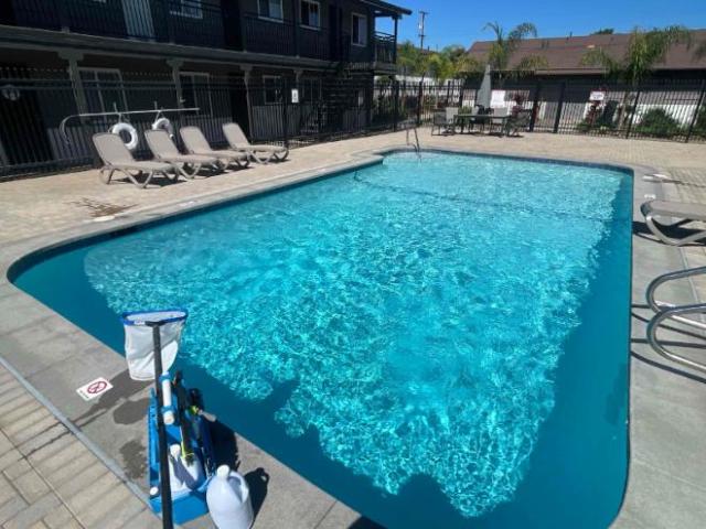 1 Br, 1 bath, Condo 521 Park Way