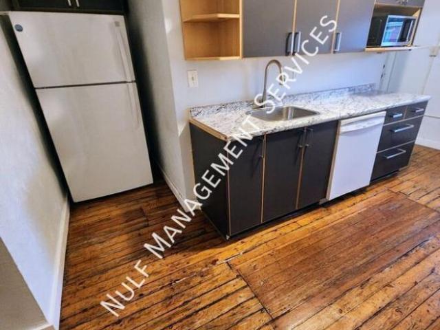 1 Br, 1 bath, Condo 5233 Butler Street