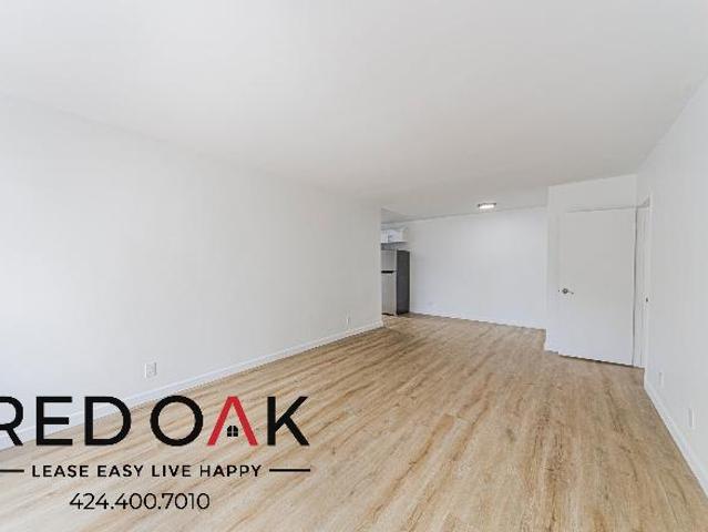 1 Br, 1 bath, Condo 5233 Tilden Avenue
