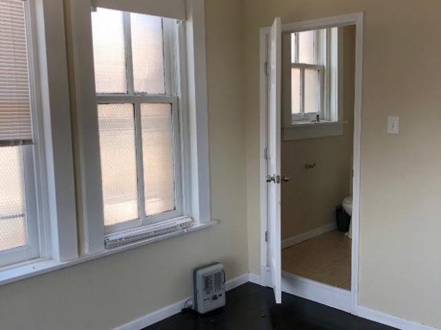 1 Br, 1 bath, Condo 524 23rd