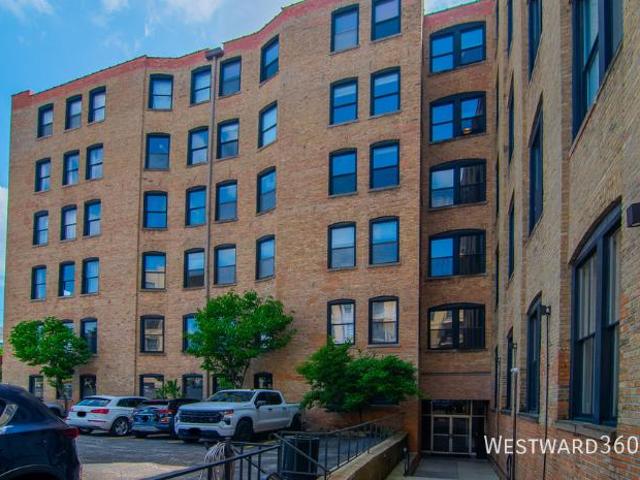 1 Br, 1 bath, Condo 525 N Halsted