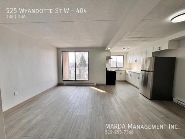 1 Br, 1 bath, Condo 525 Wyandotte St W