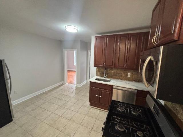 1 Br, 1 bath, Condo 5304 Palisade Ave