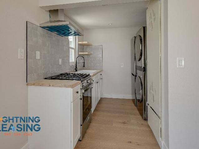 1 Br, 1 bath, Condo 5339 E Ocean Blvd