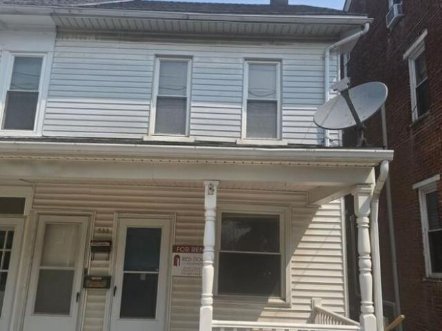 1 Br, 1 bath, Condo 533 W Broadway