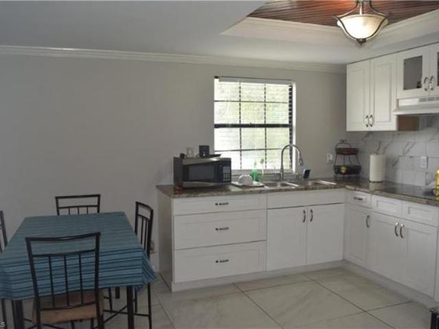 1 Br, 1 bath, Condo 5342 Treetops Dr