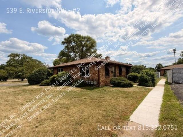 1 Br, 1 bath, Condo 539 E Riverside NW