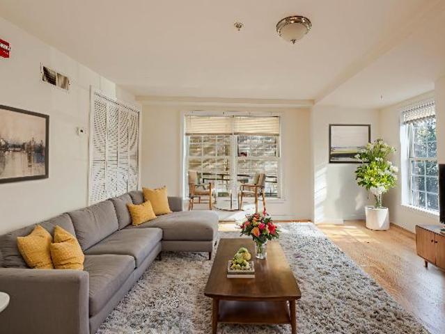 1 Br, 1 bath, Condo 5414 1st Pl NW