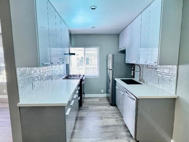 1 Br, 1 bath, Condo 5427 Carlton Way