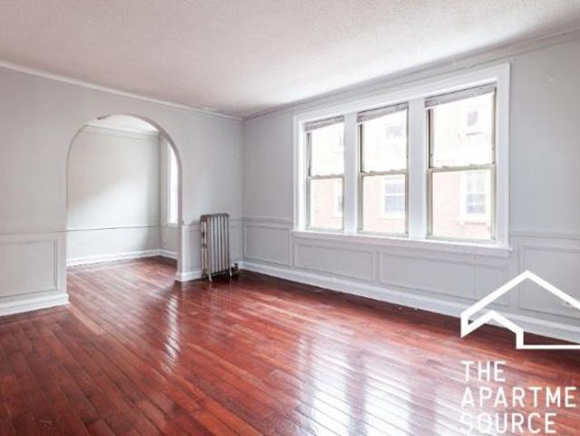 1 Br, 1 bath, Condo 542 West Surf St