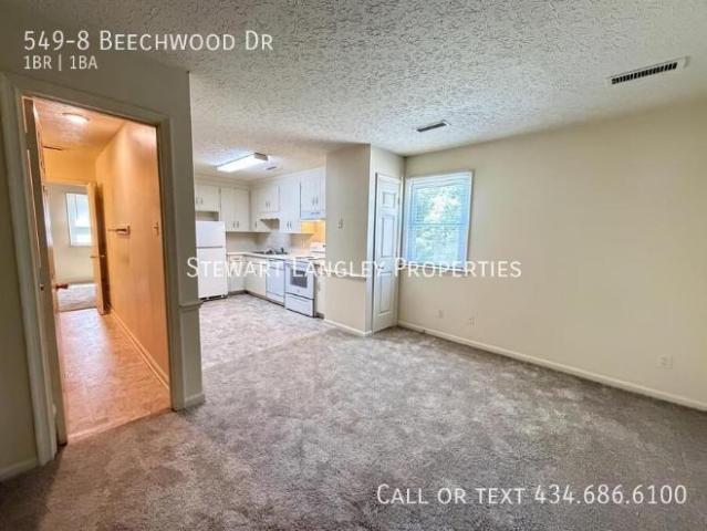 1 Br, 1 bath, Condo 549 8 Beechwood Dr