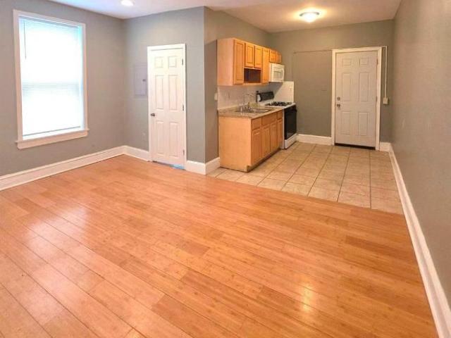1 Br, 1 bath, Condo 5508 Walnut St