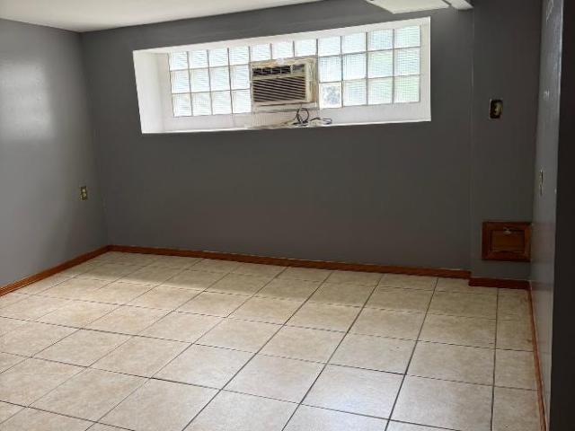 1 Br, 1 bath, Condo 5510 W Cortland