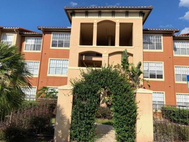 1 Br, 1 bath, Condo 5578 Metrowest Blvd