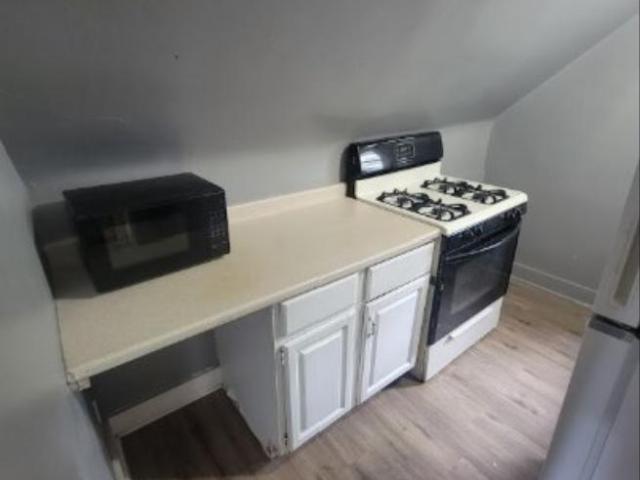 1 Br, 1 bath, Condo 55 Cotter Avenue