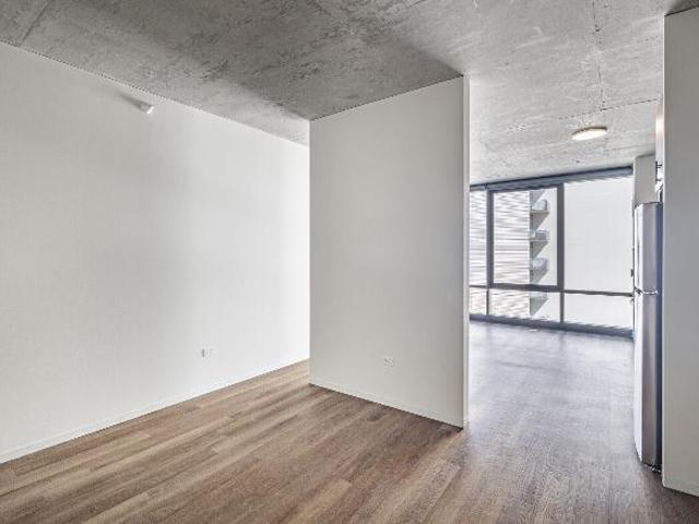 1 Br, 1 bath, Condo 55 E 14th St
