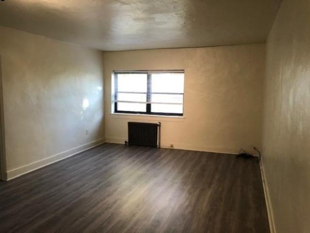 1 Br, 1 bath, Condo 5660 Munhall
