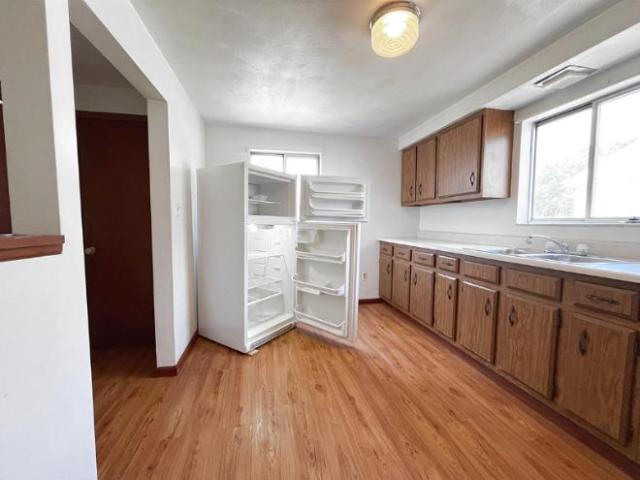 1 Br, 1 bath, Condo 569 Pike Street